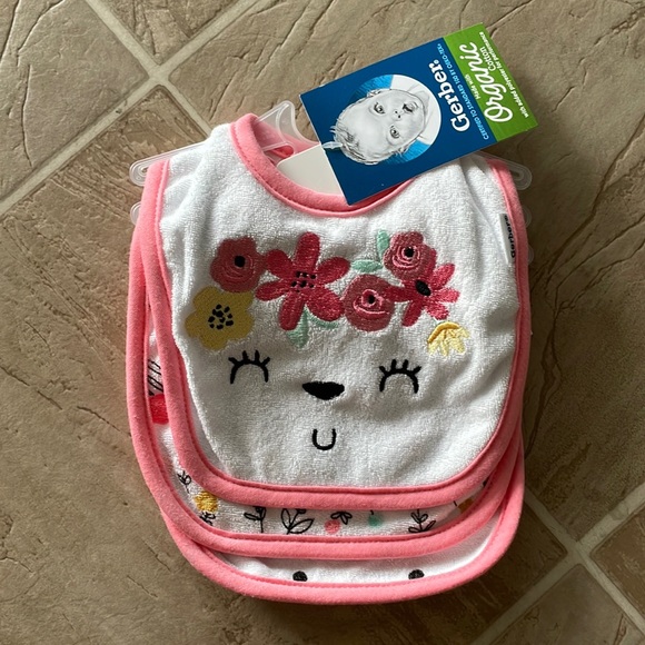 Gerber | Accessories | Brand New 3 Organic Cotton Gerber Baby Bibs ...